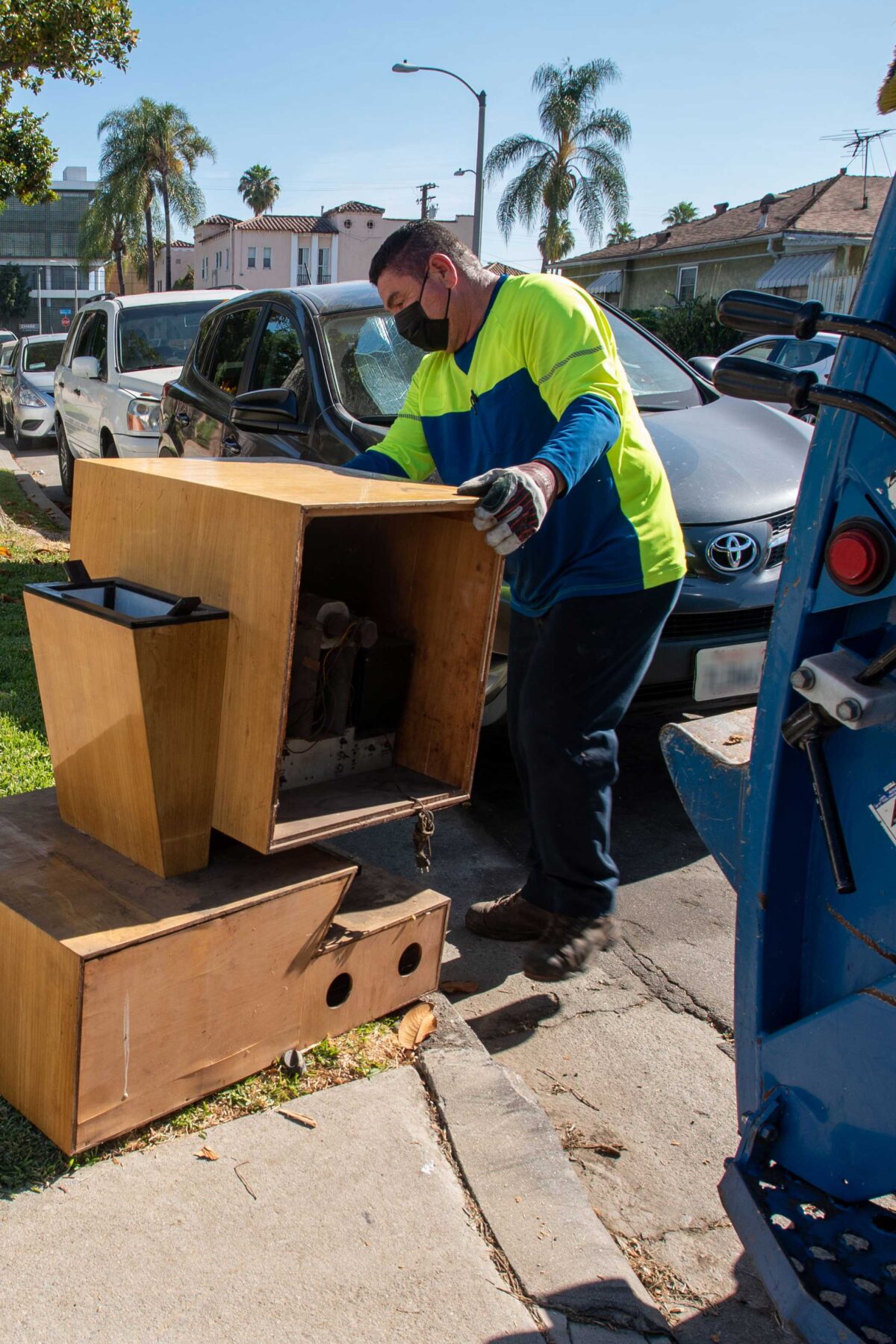 Illegal Dumping - CleanLA